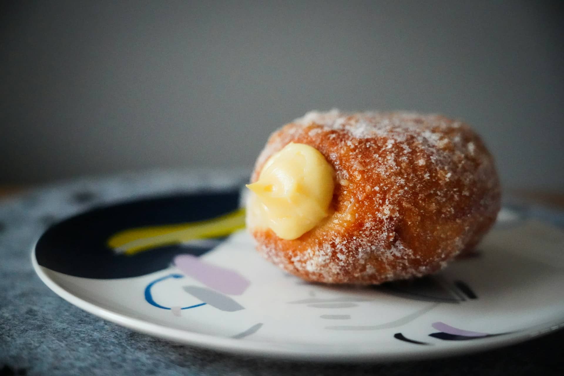 Custard Donuts: Creamy Treats to Satisfy Cravings